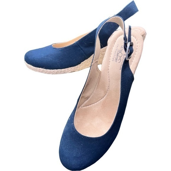 Kim Rogers | Shoes | Kim Rogers Dyann Navy Wedge Shoes | Poshmark